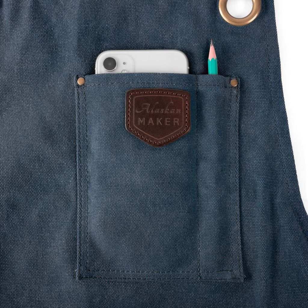 Apron Nº 547 – Full-grain leather & waxed canvas. Duck blue color